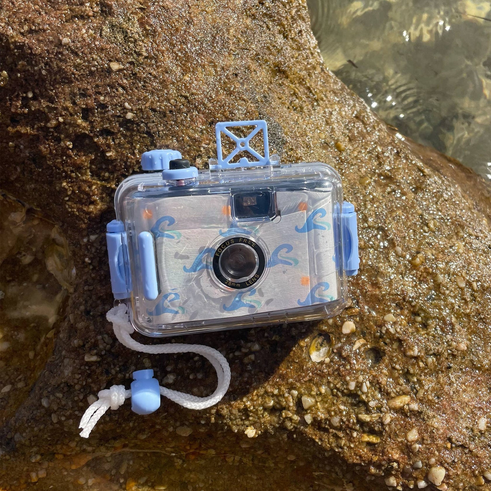 Underwater Camera Underwater Camera Blue Wave – CARLYLE AVENUE