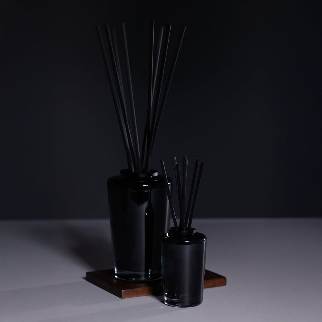 Estate Diffuser Collection - Smoke - Thorne – CARLYLE AVENUE
