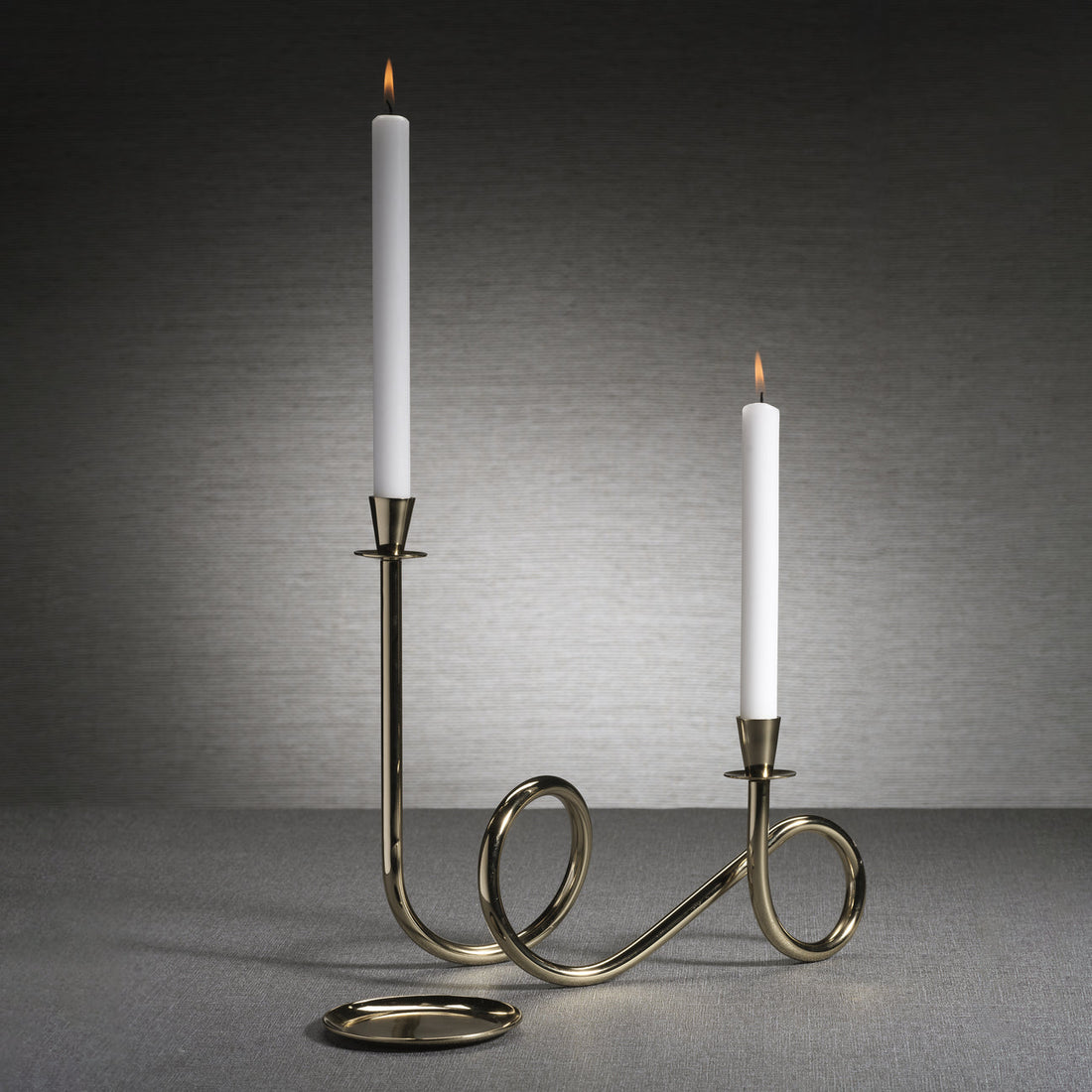 Breda 2-Tier Brass Candle Holder - Polished Gold – CARLYLE AVENUE