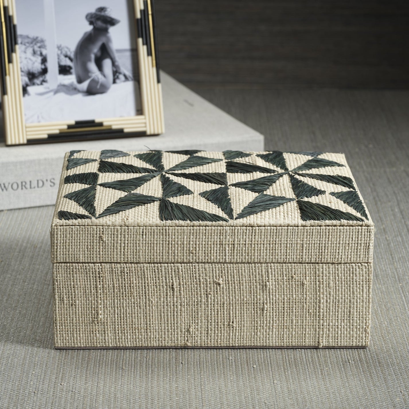 Tenerife Natural Fiber Raffia Box – CARLYLE AVENUE
