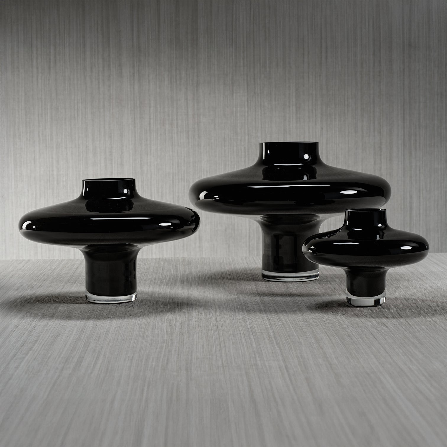 Onyx Opal Handmade Black Glass Vase – CARLYLE AVENUE