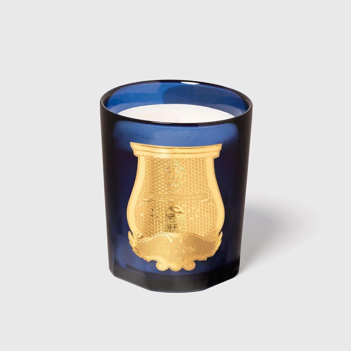 Shop Luxury Scented Candles for an Even, Long-Lasting Burn – CARLYLE AVENUE