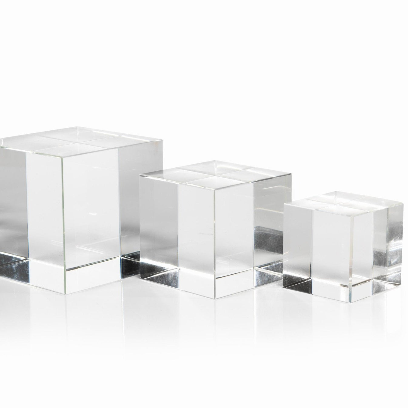 Crystal Glass Cube – CARLYLE AVENUE