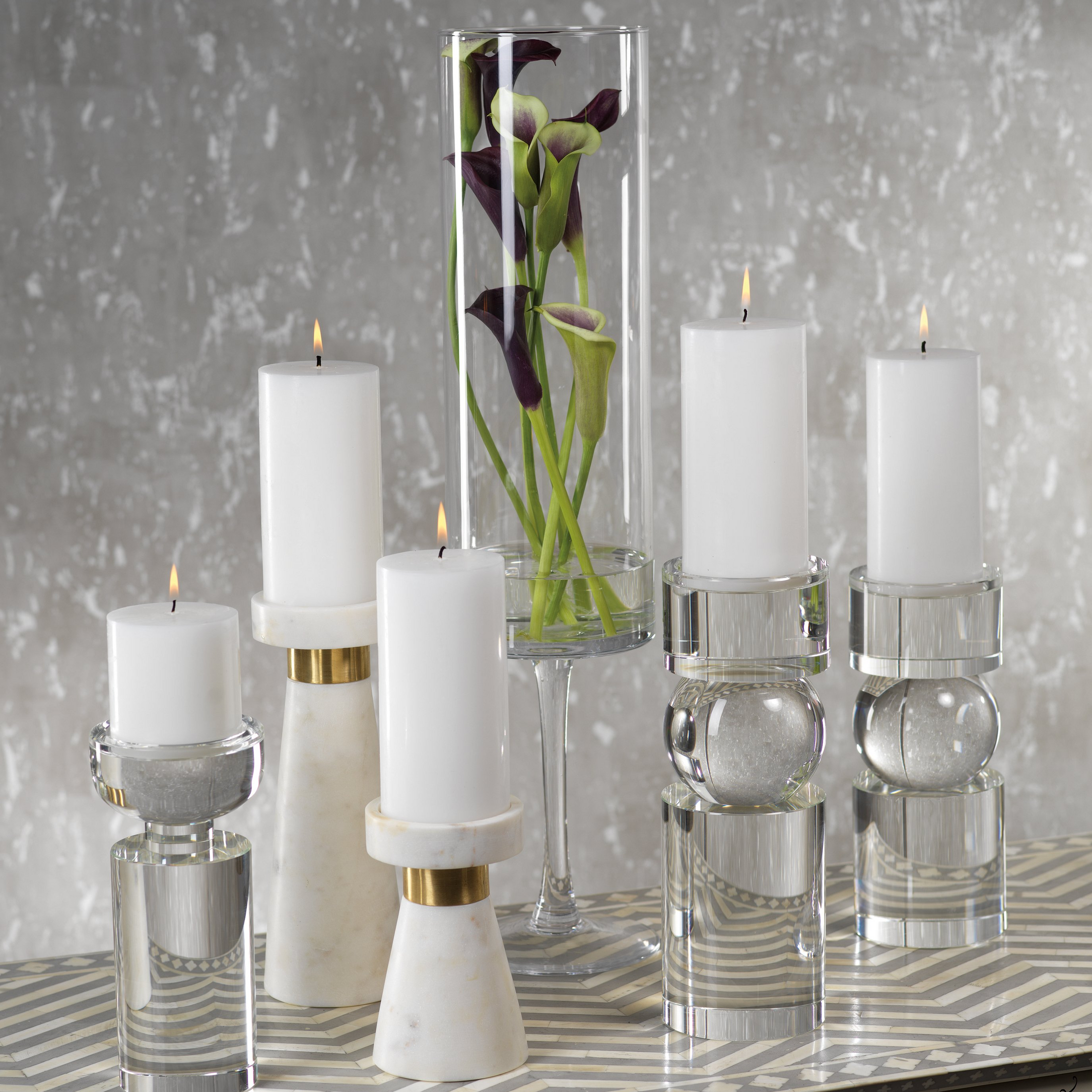 Rialto Clear Crystal Pillar Holder – CARLYLE AVENUE